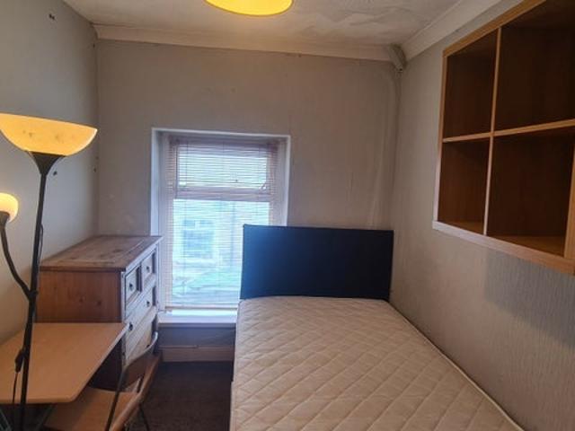 Room at Treharris Street, Cardiff