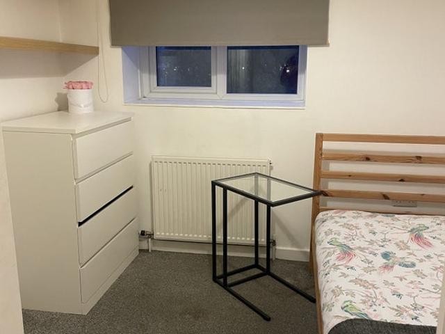 Room at Trelawney Estate, Greater London