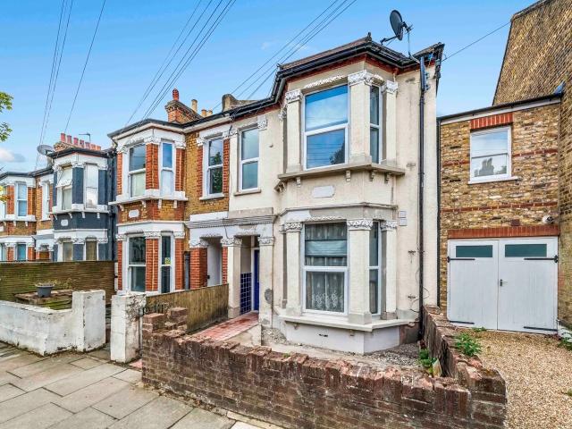 Room at Trevelyan Road, Greater London