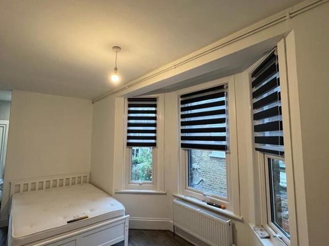 Room at Trundley's Road, Greater London