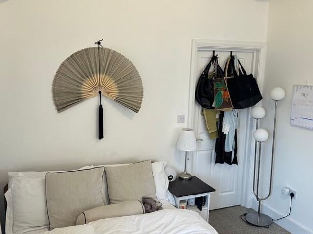 Room at Trundley's Road, Greater London