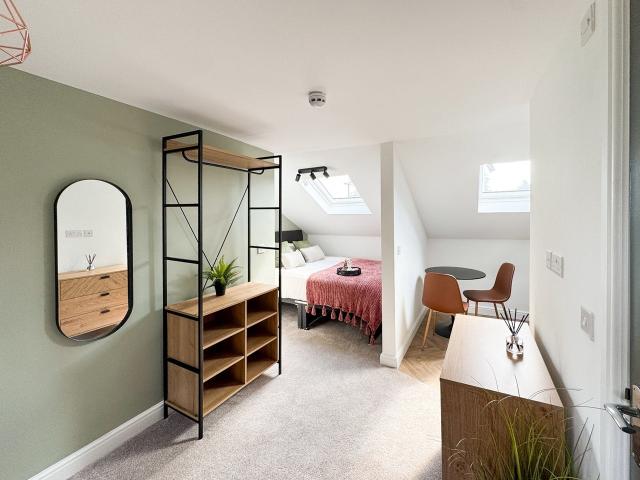 Room at Uttoxeter Old Road, Derby