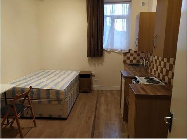 Room at Uxbridge Road, Greater London