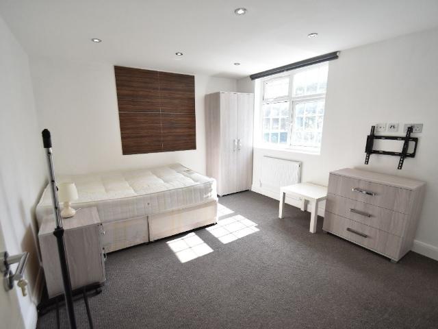 Room at Uxbridge Road, Greater London