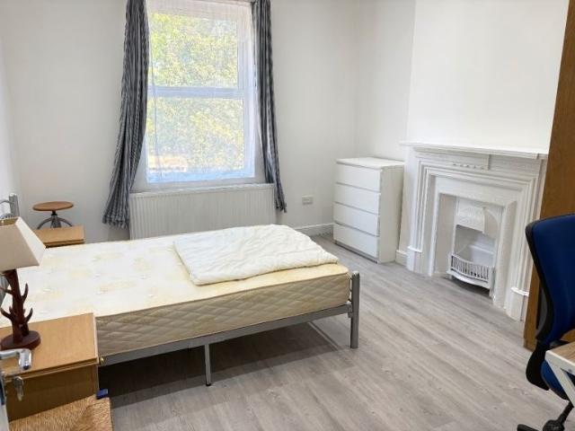 Room at Uxbridge Road, Greater London
