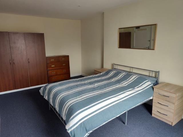 Room at Uxbridge Road, Greater London