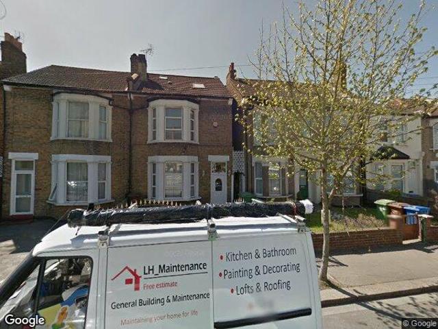 Room at Underhill Road, Greater London