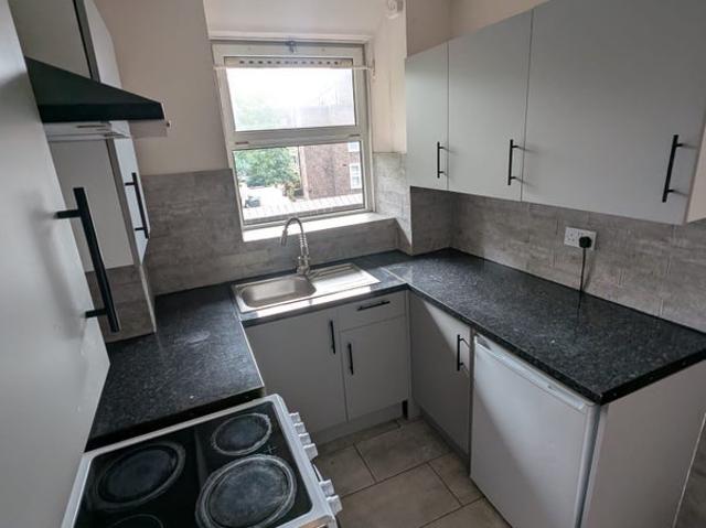 Room at Union Grove, Greater London