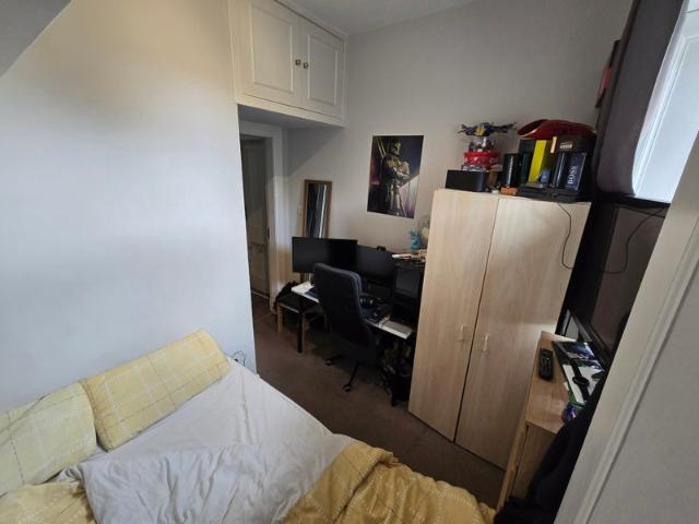 Room at Upper Grove Place, City of Edinburgh