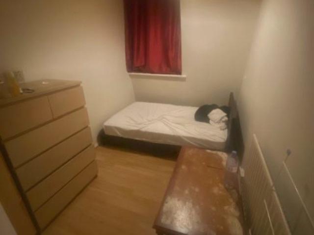 Room at Upper Richmond Road West, Greater London