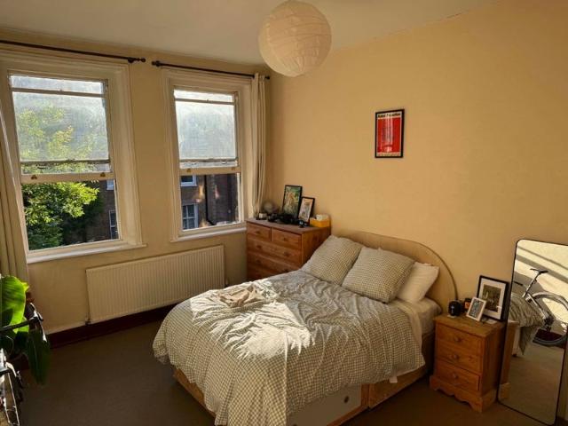 Room at Upper Street, Greater London