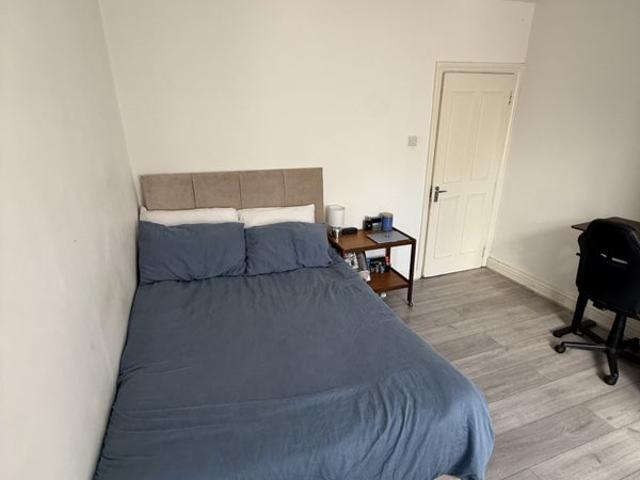 Room at Upper Tooting Road, Greater London