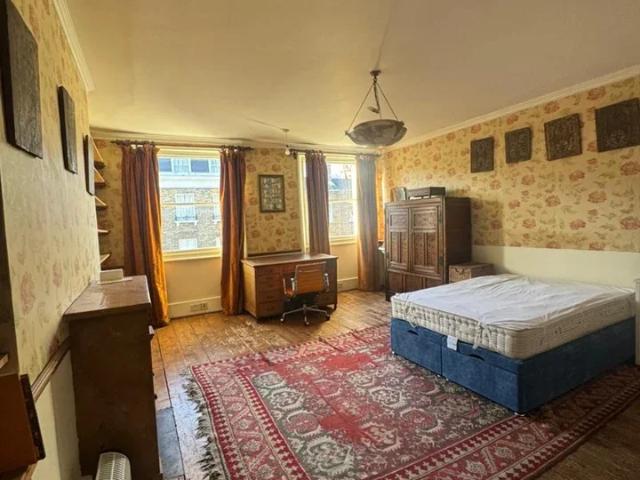 Room at Upper Wimpole Street, City of Westminster