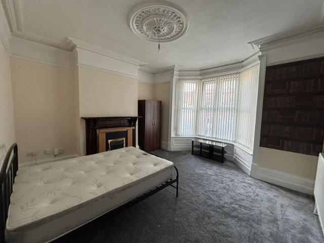 Room at Uppingham Road, Leicester