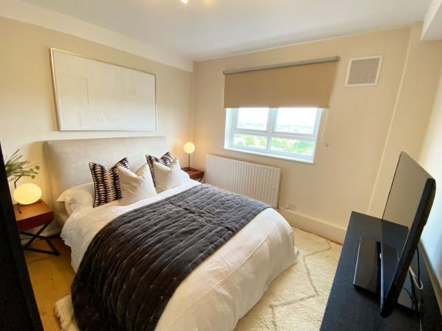 Room at Urmston Drive, Greater London