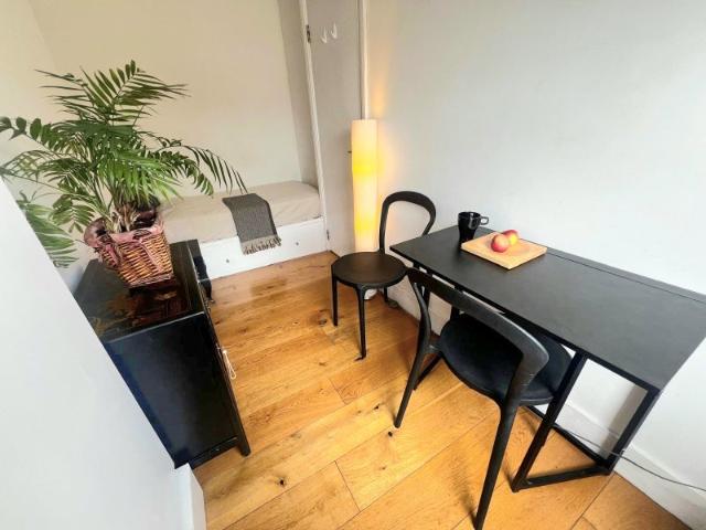 Room at Valmar Road, Greater London