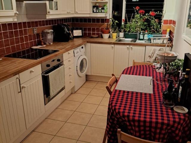 Room at Valiant House, Greater London