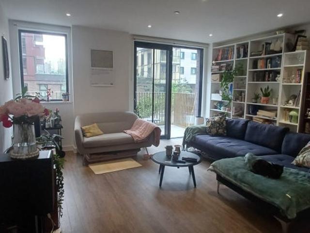 Room at Vanguard Way, Greater London