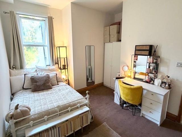 Room at Vant Road, Greater London