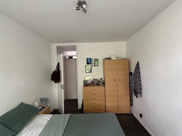 Room at Vassall Road, Greater London