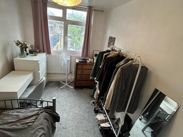 Room at Vassall Road, Greater London