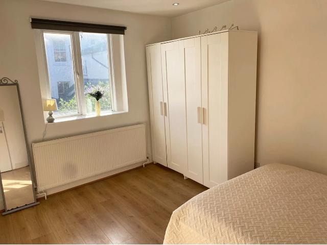 Room at Varna Road, Greater London
