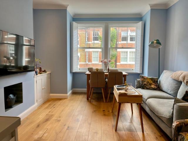 Room at Vera Road, Greater London