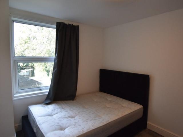 Room at Vergette Street, Peterborough