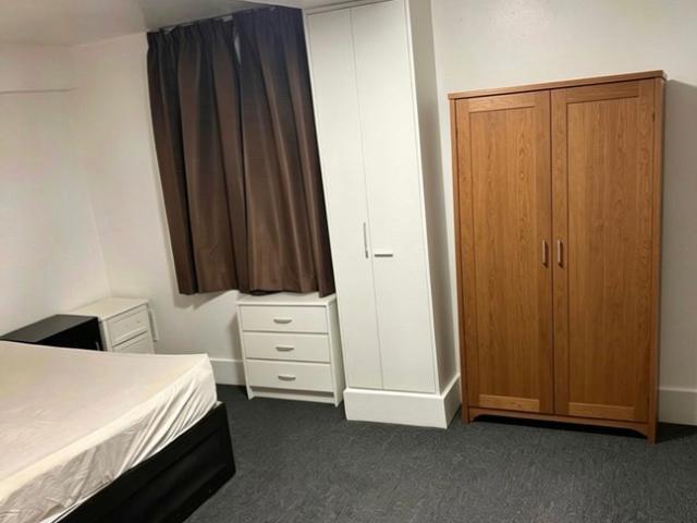 Room at Verulam Avenue, Greater London