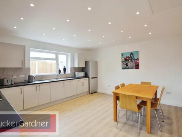 Room at Vicarage Avenue, South Cambridgeshire