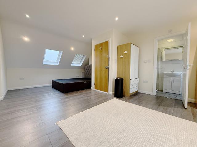Room at Vicarage Farm Road, London