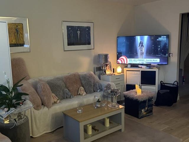 Room at Vicarage Lane, Greater London