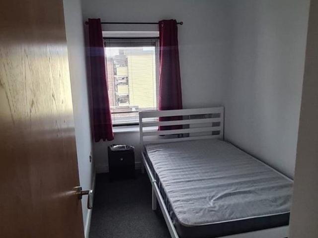 Room at Vicarage Lane, Greater London