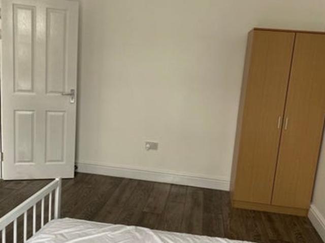Room at Vicarage Road, Greater London