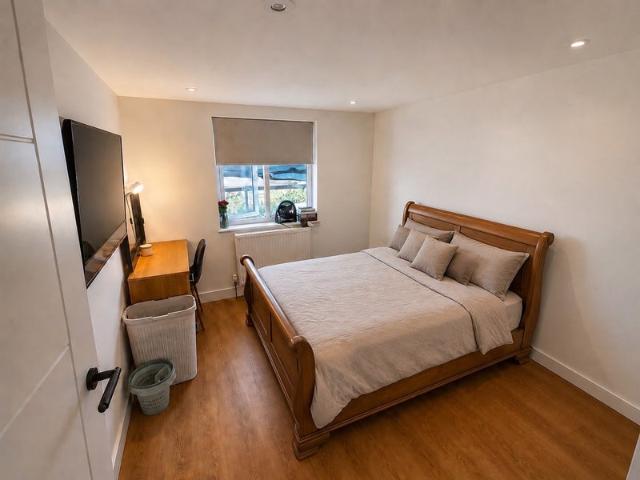 Room at Vicarage Road, Greater London
