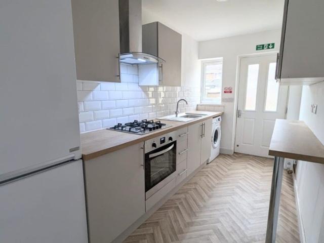 Room at Vicarage Road, Sandwell