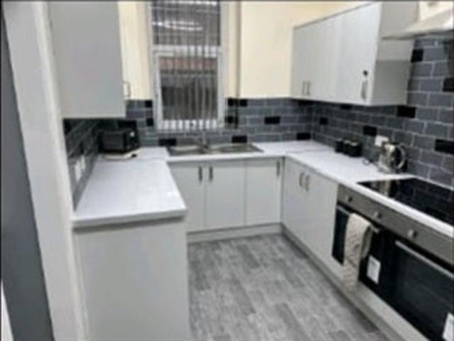 Room at Victor Road, Bradford