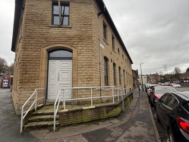 Room at Victoria Road, Calderdale