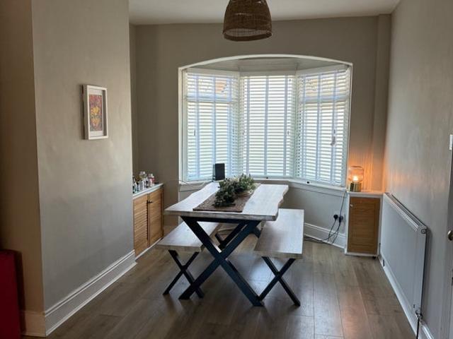 Room at Victoria Road, Birmingham