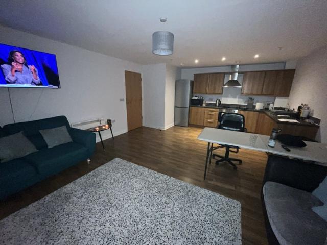 Room at Victoria Road, Glasgow