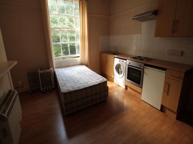 Room at Victoria Road, Leeds