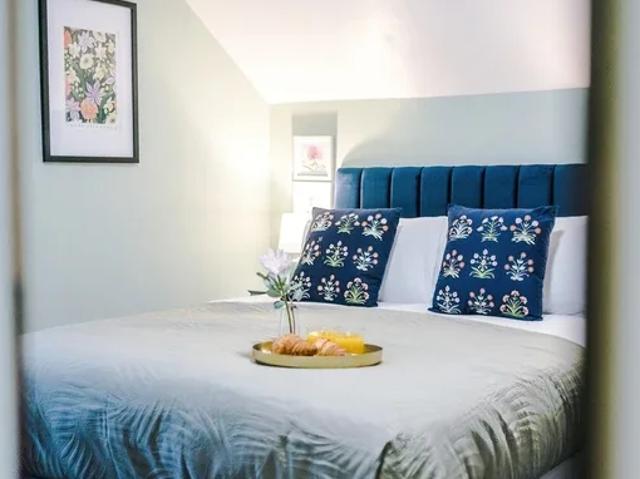 Room at Victoria Road, Royal Leamington Spa