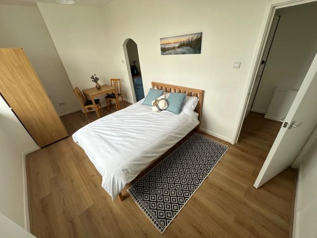 Room at Victoria Road, Wallasey