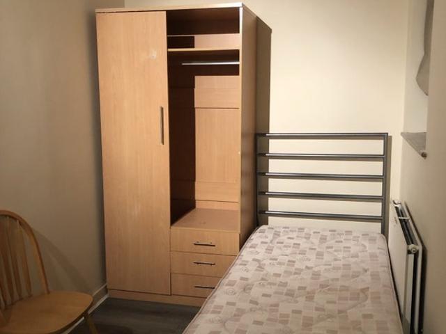 Room at Victoria Road, Widnes