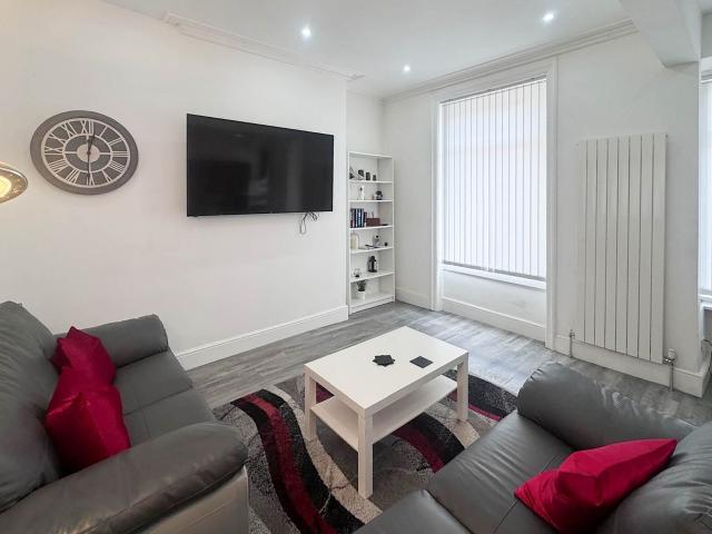 Room at Victoria Road, Trafford