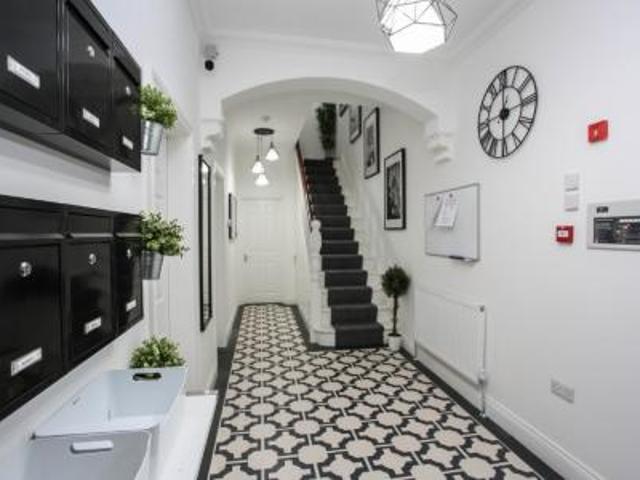 Room at Victoria Street, Dunstable