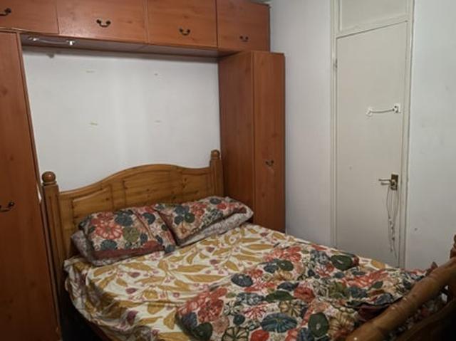 Room at Vibart Gardens, Greater London