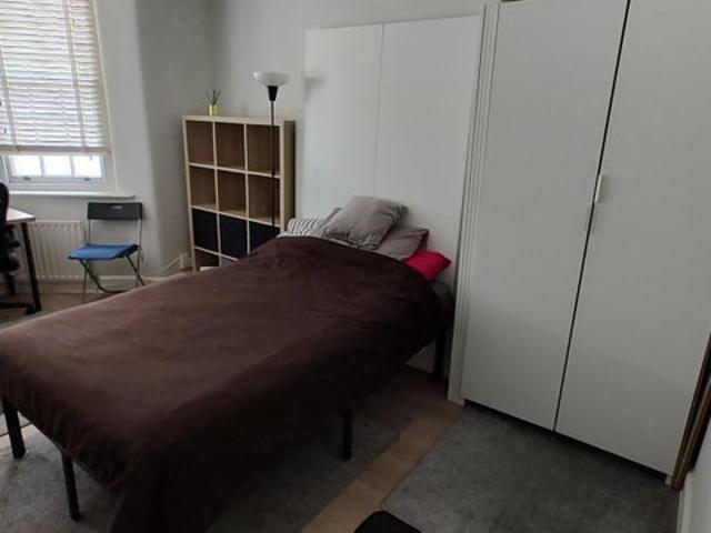 Room at Villa Street, Greater London