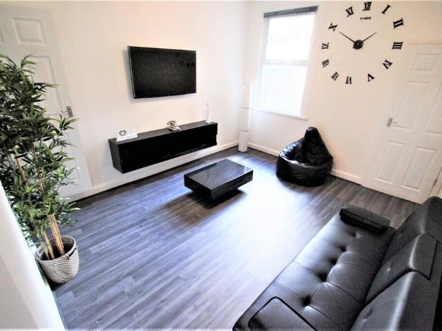 Room at Vine Street, Coventry