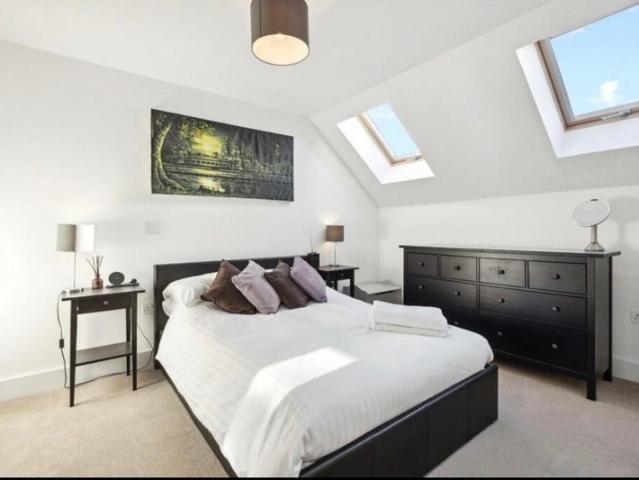 Room at Vinery Way, Greater London